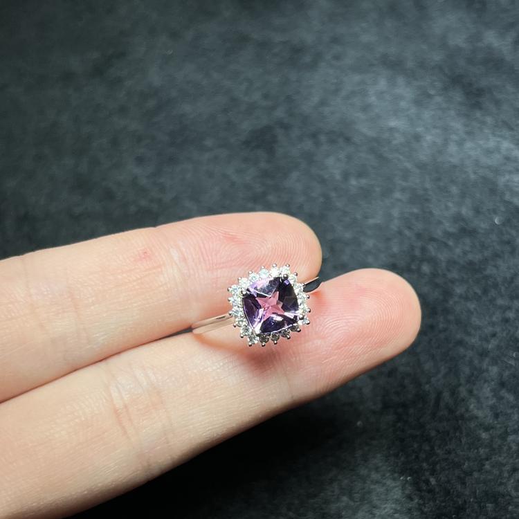 抖音小北珠宝严选 2023-07-08|带你逛珠宝源头市场|直播数据与分析报告 - 蝉妈妈数据