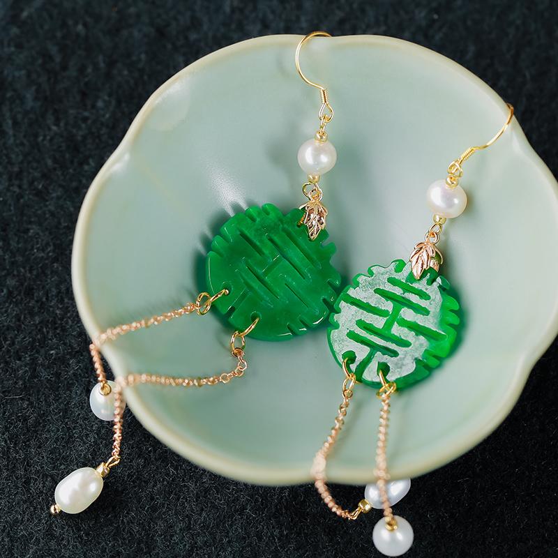 抖音复古日记国风女装 2023-05-30|【复古日记】国风女装/春装新款/红云纱香云纱连衣裙/马夹/真丝衬衫|直播数据与分析报告 - 蝉妈妈数据