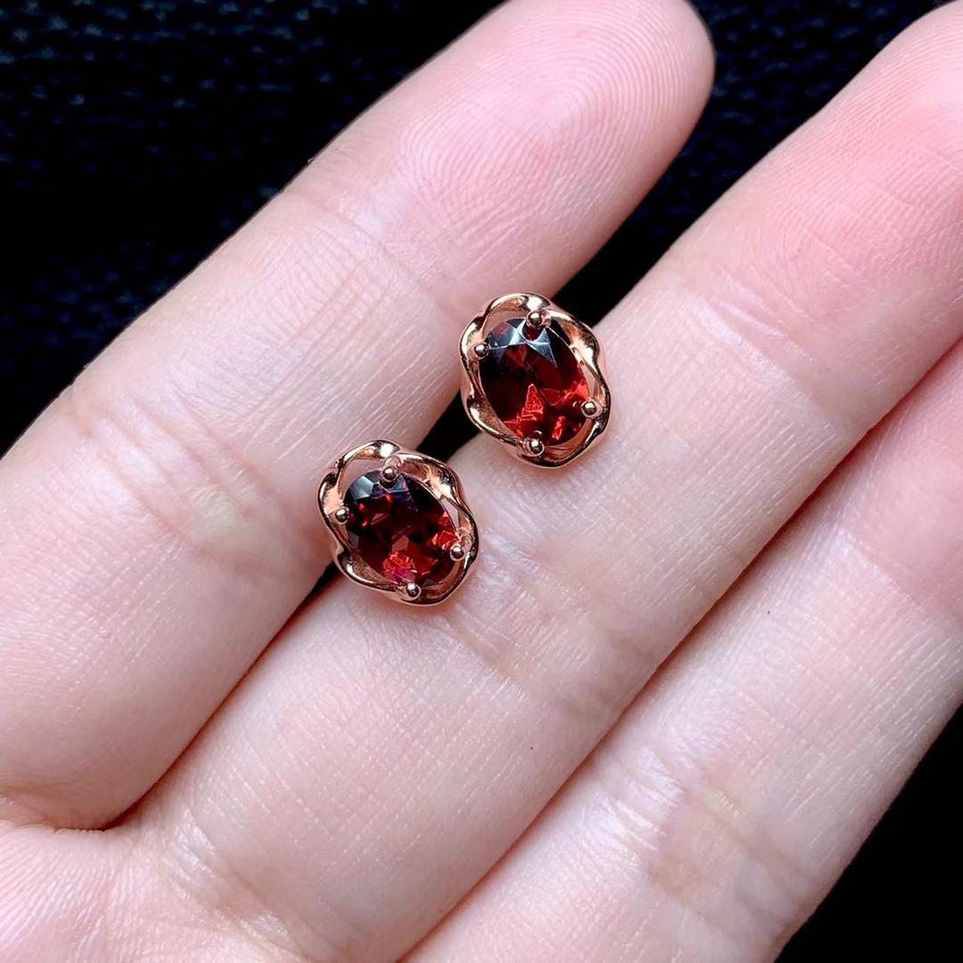 抖音云上珠宝 2023-07-02|东哥携手万人云游珠宝供应链|直播数据与分析报告 - 蝉妈妈数据